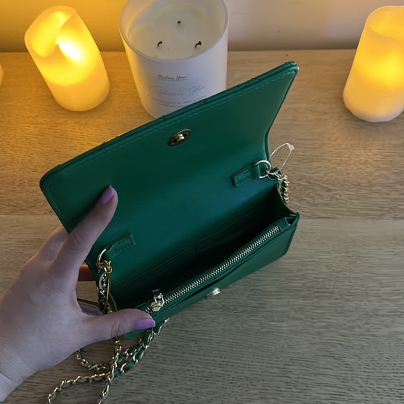 bebe | Bags | Bebe Los Angeles Cross Bag | Poshmark